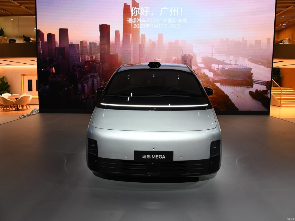 Li Mega China Electric Auto - iChelaba Motor