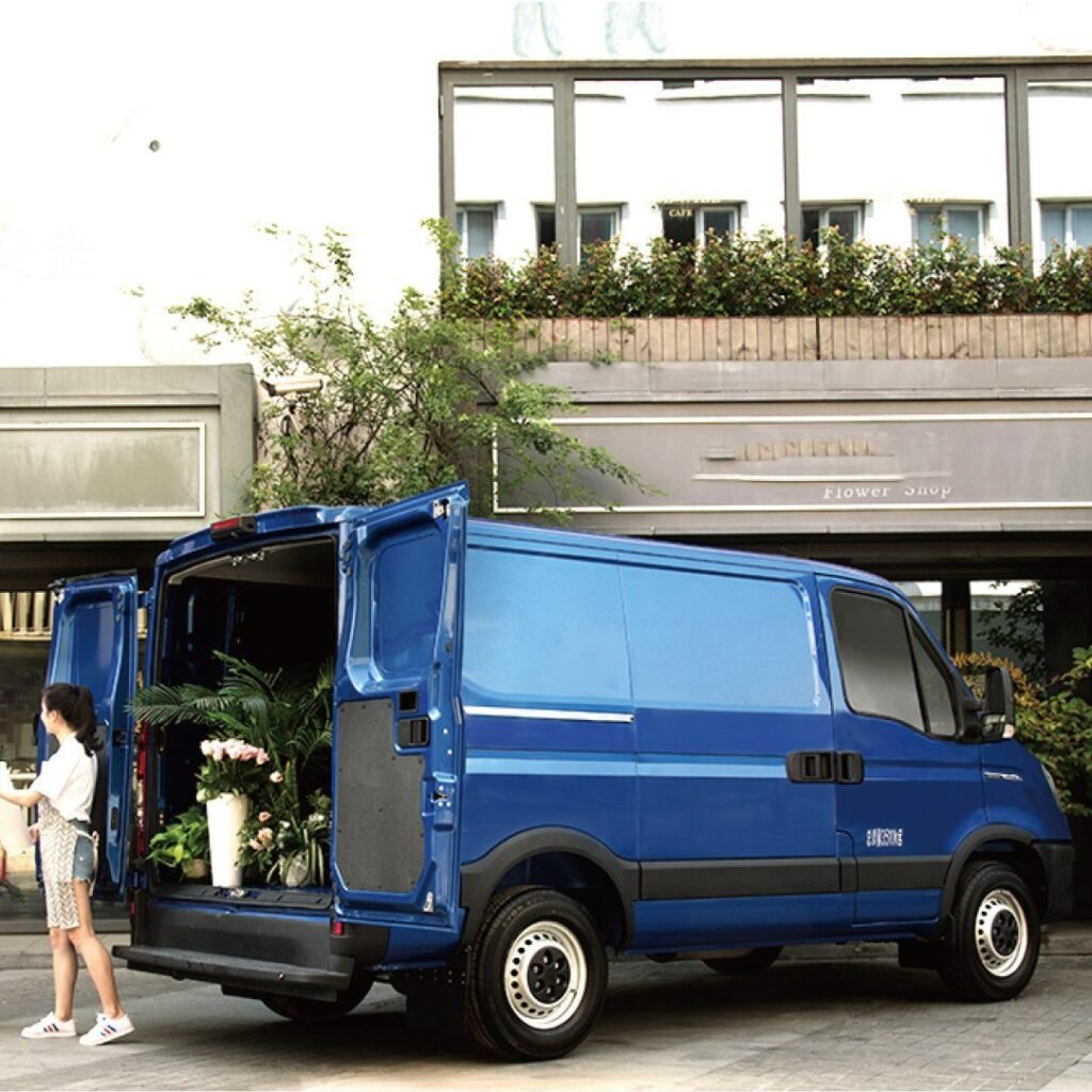 Iveco Daily Diesel Cargo Van China Automotive - iChelaba Motor