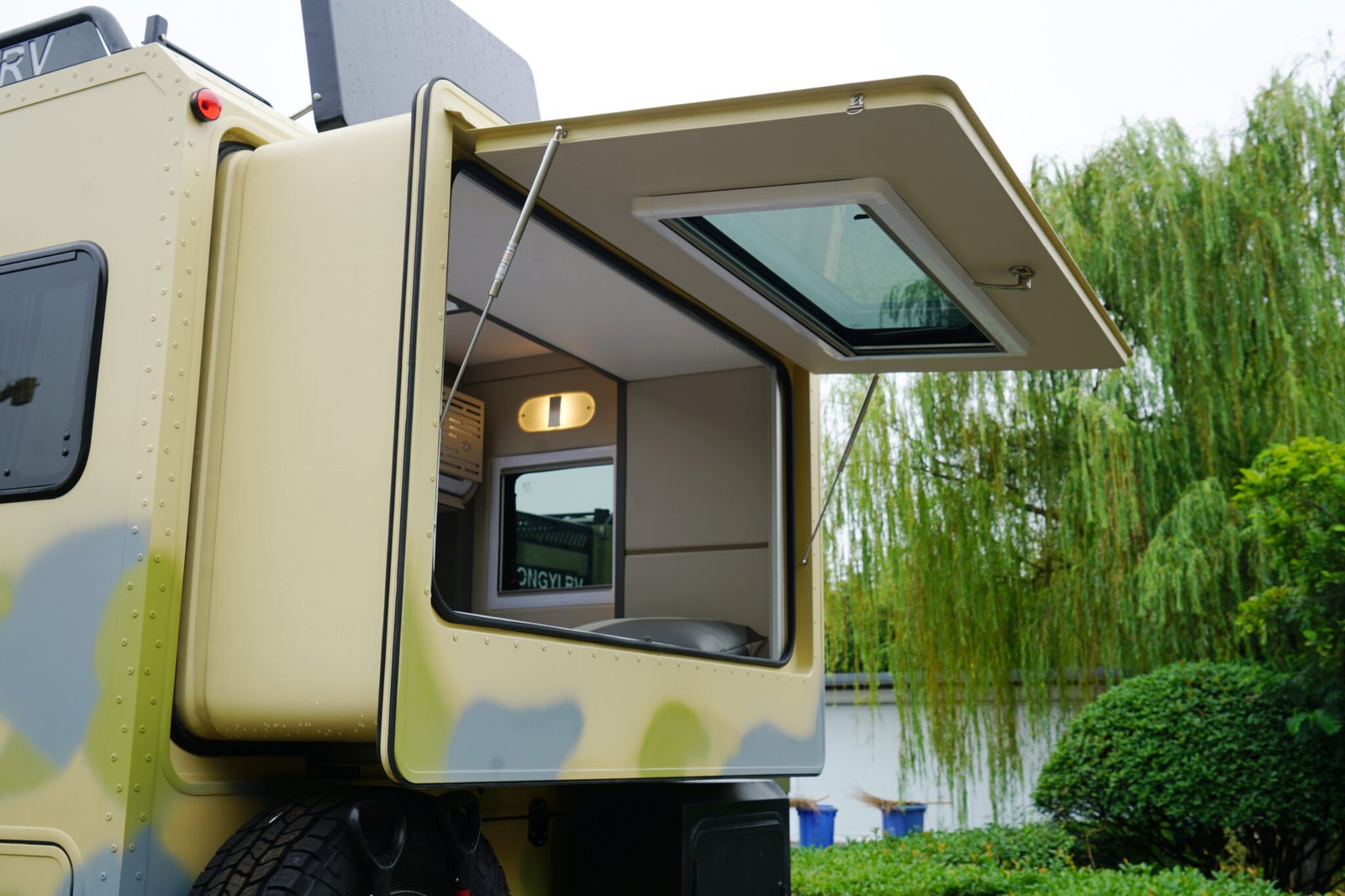 Iveco 4x4 Desert Wolf Camper China Automotive - iChelaba Motor